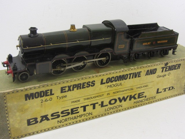 Stop the Drop Auction - Bassett-Lowke Gauge 0 Clockwork GW 2-6-0 Mogul ...