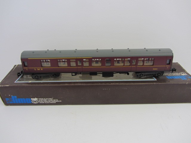 Stop the Drop Auction - Lima Gauge 0 LMS 1st Class Bogie Coach Boxed