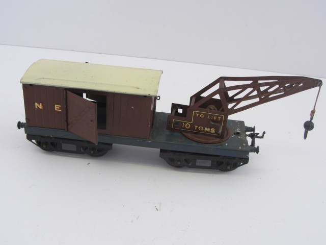 Stop the Drop Auction - Early Hornby Gauge 0 NE Breakdown Van and Crane