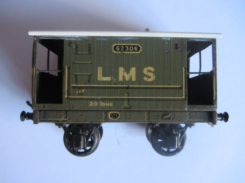 Stop the Drop Auction - Bassett-Lowke Gauge 0 LMS Brake Van